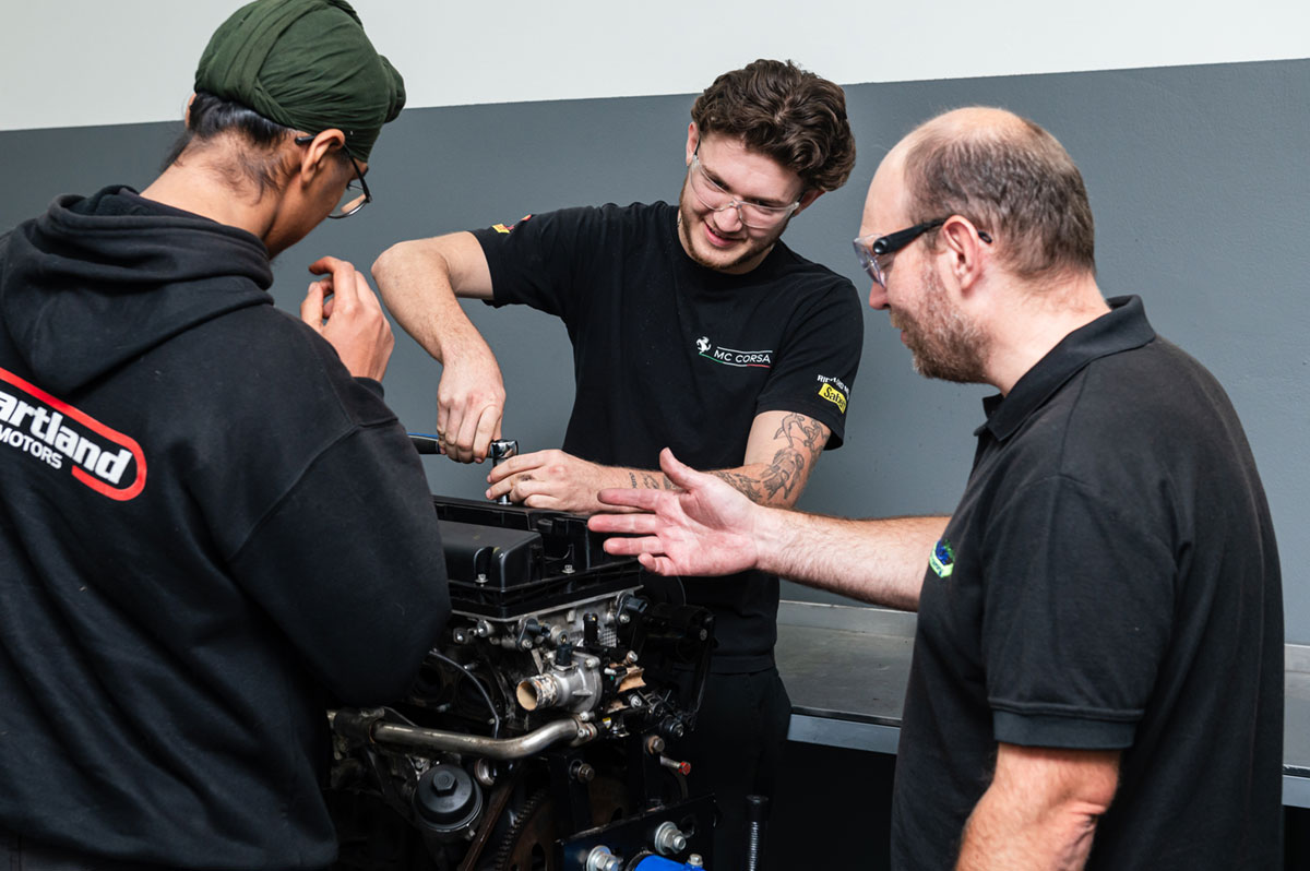 Automotive Courses, Training & Apprenticeships - My Trade Start